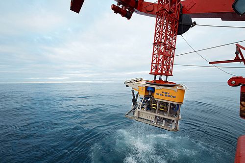 Mega-Earthquakes fuel methane seeps at the seafloor - GEOMAR ...