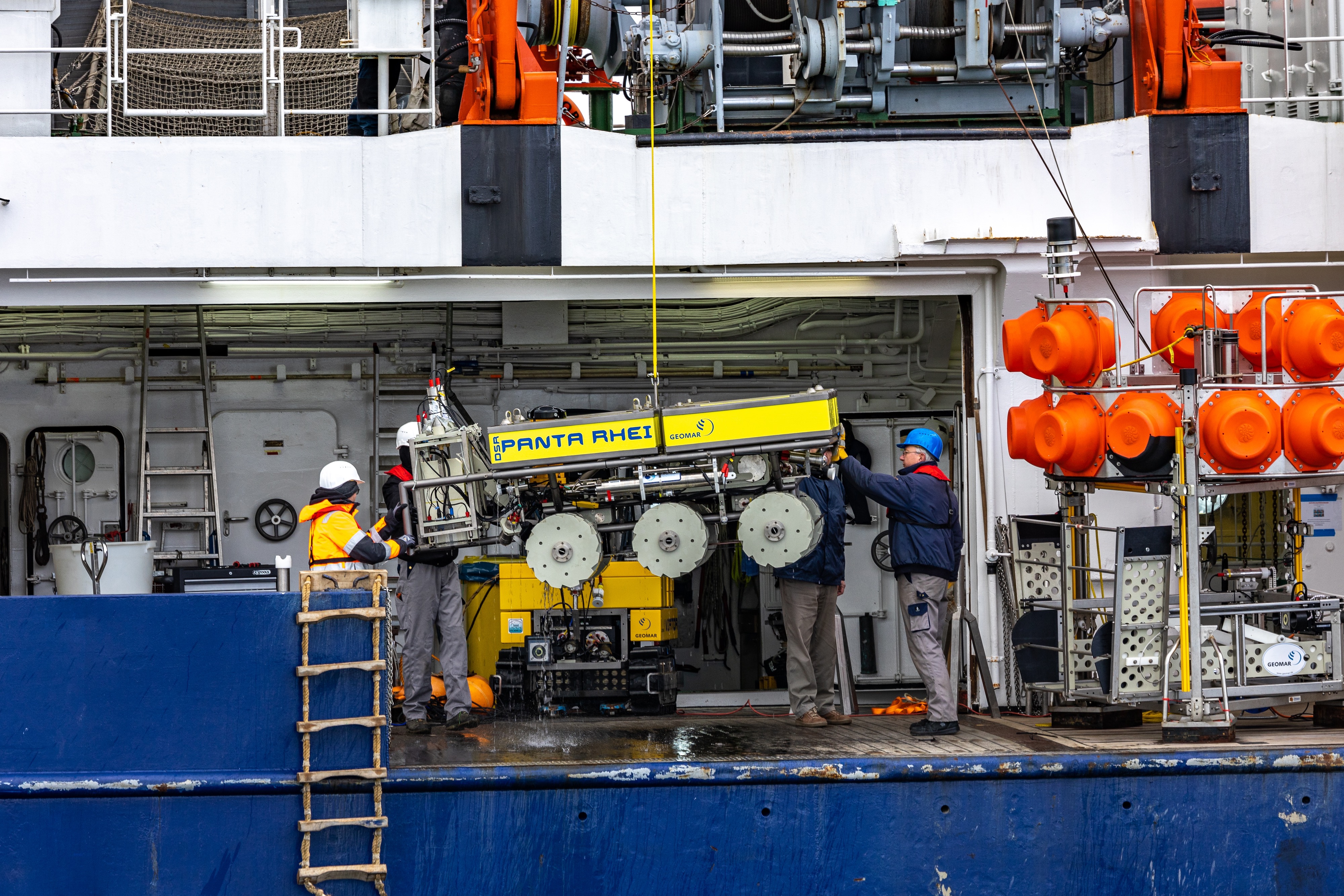 Working together to bring high tech below the waves